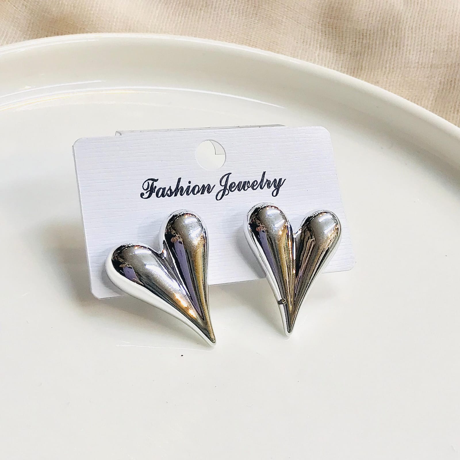 Lovely Things - Negos