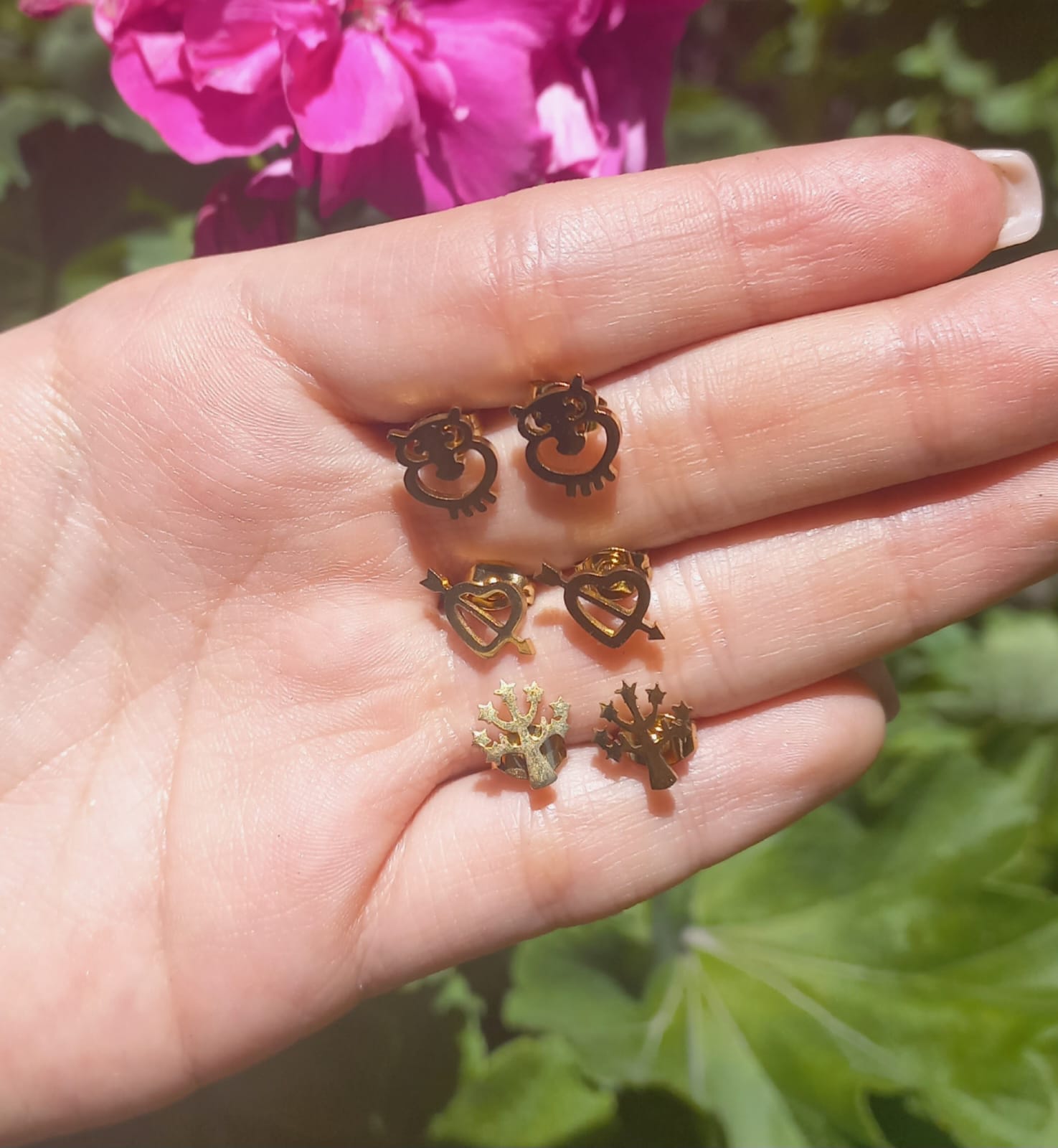 Lovely Things - Negos